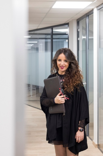 Marisa Oliver, una influencer hunter que ha recibido una Medalla de Oro